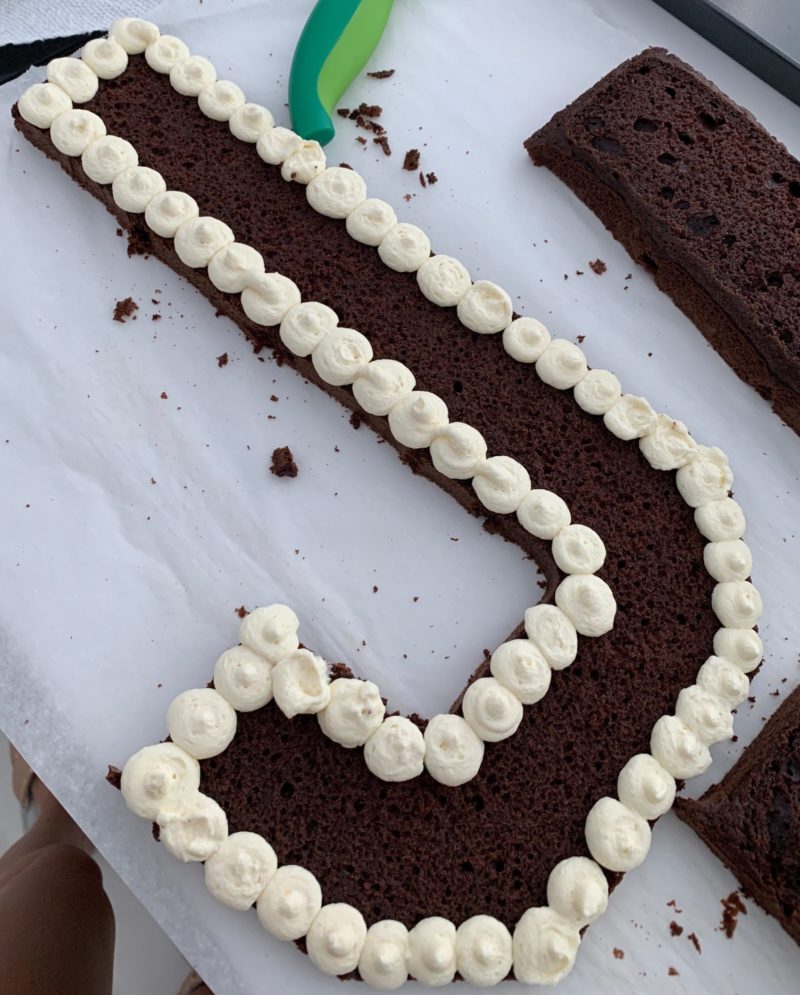 How to Make a Letter Cake – Andrea diValentina